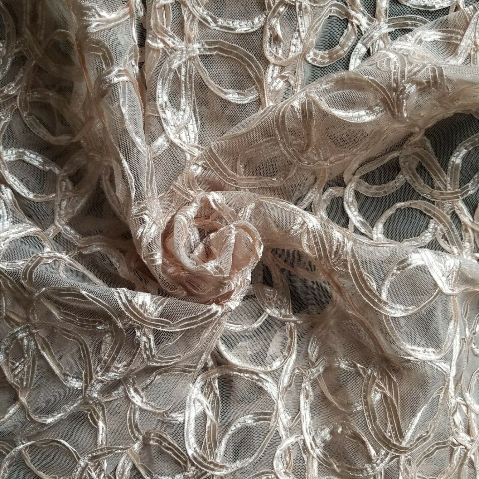 Beautiful Textiles - Unique High-End Fabrics At Reasonable Prices